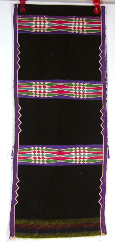 1910s NATIVE AMERICAN OSAGE RIBBONWORK BREECH CLOTH WOOL TRADE CLOTH ...