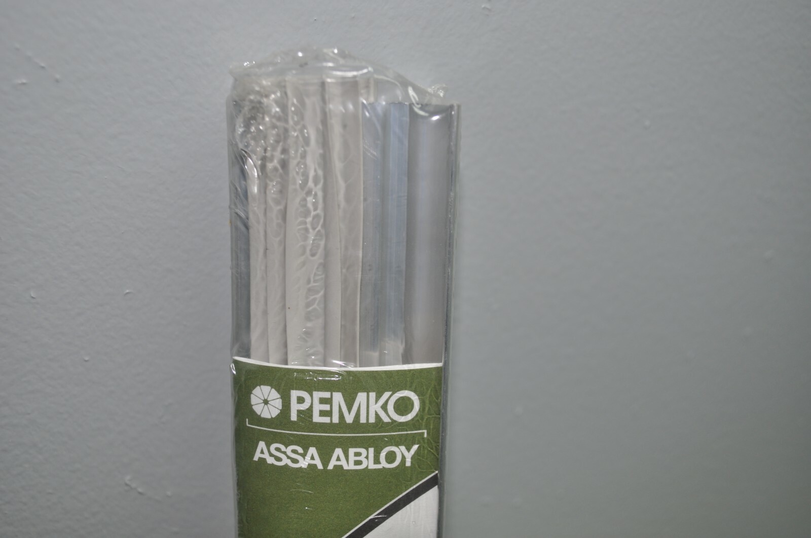 PEMKO ASSA ABLOY DOOR BOTTOM SHOE W/RAIN DRIP 48" 210AV48 NOS FREE ...