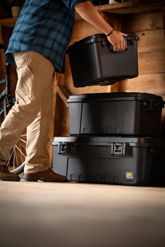 Rolling Sportsman Trunk with Wheels 108 Qt Lockable Storage Box Bins ...