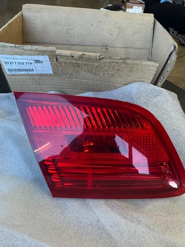 Genuine BMW E92 Coupe Rear Light In Trunk Lid Left Genuine 63217252779 ...