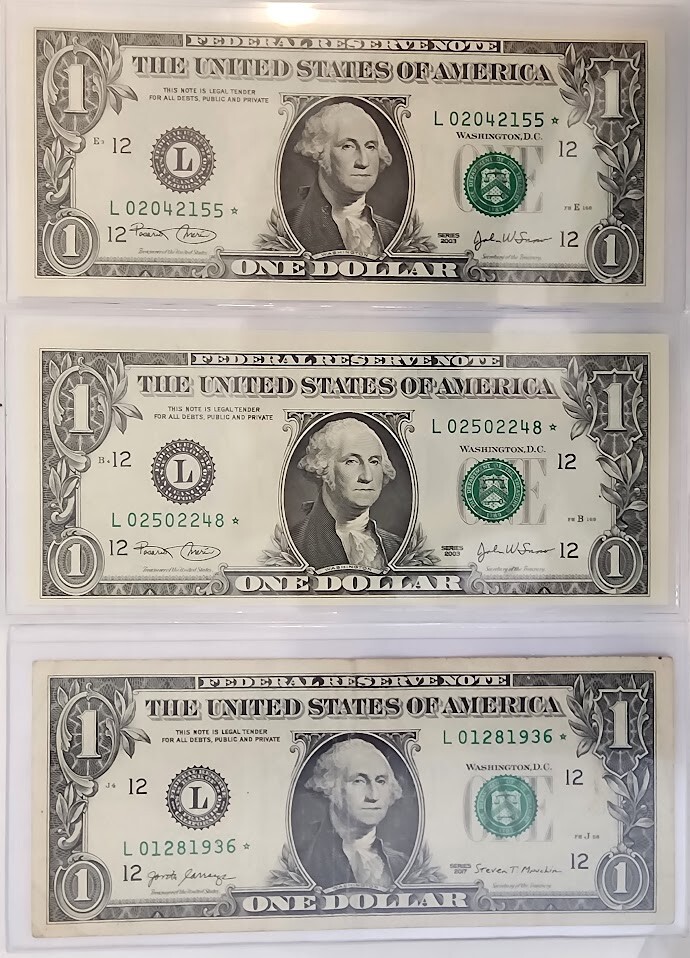 (2) 2003 1 Dollar Star Notes 1- 2017 1- 2006 $1 Star Note (2) 2009 $1 ...