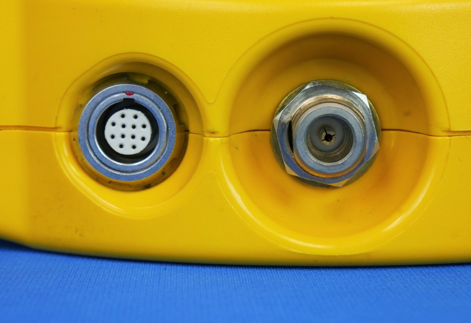 Narda SRM-3000 Selective Radiation Meter w/ 3501/02 3 Axis Probe and 1 ...