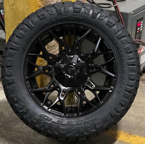 5) 20x10 Fuel Twitch Black Wheels 33" Nitto AT Tires 5x5 Jeep Gladiator ...