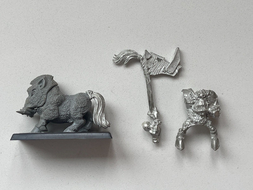 RARE Orc Boar Boy Standard | Warhammer The Old World | OOP Metal Orcs ...