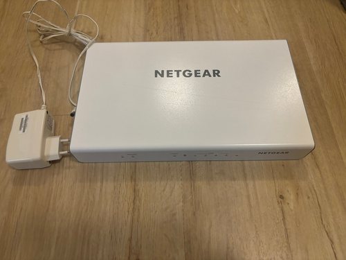 Netgear BR200 Insight Managed Business Switch 4x1GB | eBay.de