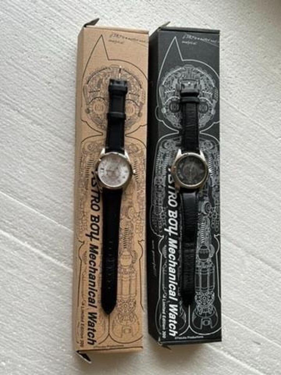 Astro Boy Watch Set Mechanical Japan limited rare Vintage Astro Boy Watch Set Mechanical Japan limited rare Vintage