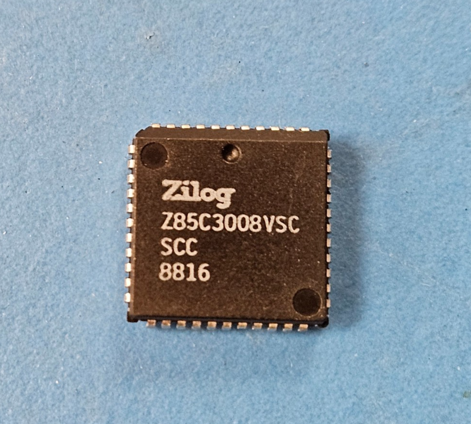 (1 PC) Z85C3008VSC ZILOG Controller Interface IC 8 MHz CMOS PLCC44 | eBay