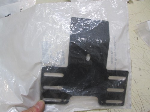 HARLEY HD OEM LICENSE PLATE MOUNT BRACKET 60908-09A | eBay