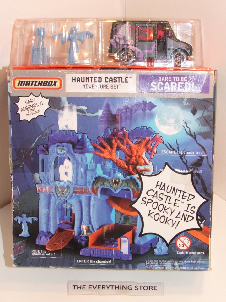 MATCHBOX HAUNTED CASTLE ADVENTURE SET WITH COLLECTOR BOOKLET NEW FREE ...