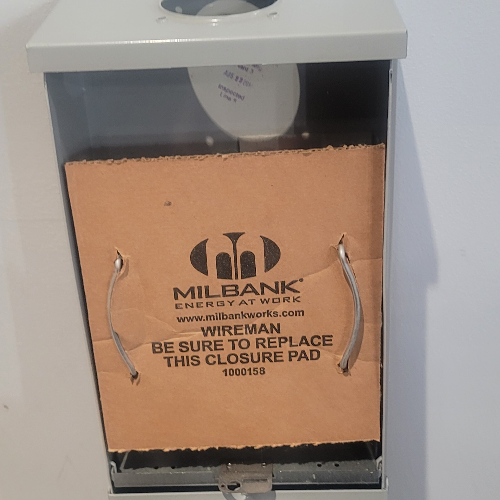 Milbank U5842-RL-100-KK 200A Ringless Small Hub 100A Main Breaker Meter ...