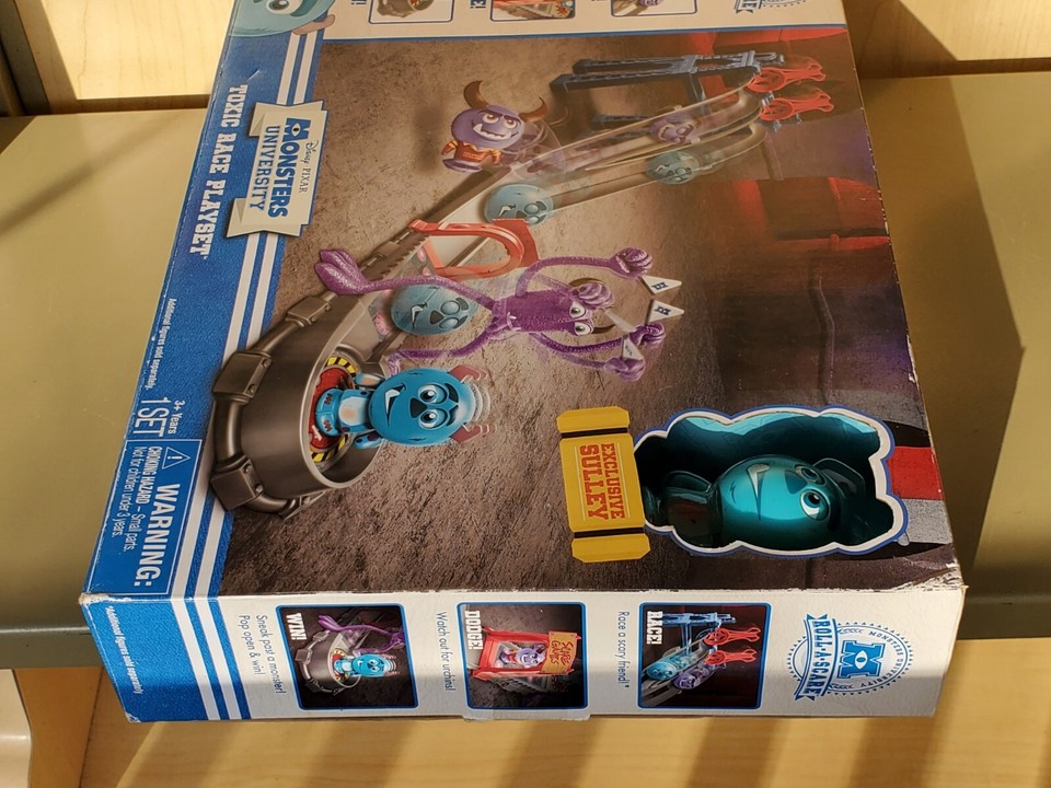 Spinmaster Monsters University Roll-a-Scare Play Set, Toxic Race ...