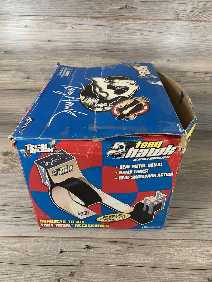 1998 Tech Deck Tony Hawk Skatepark Trick Tower & Loop Set w/ Box ...
