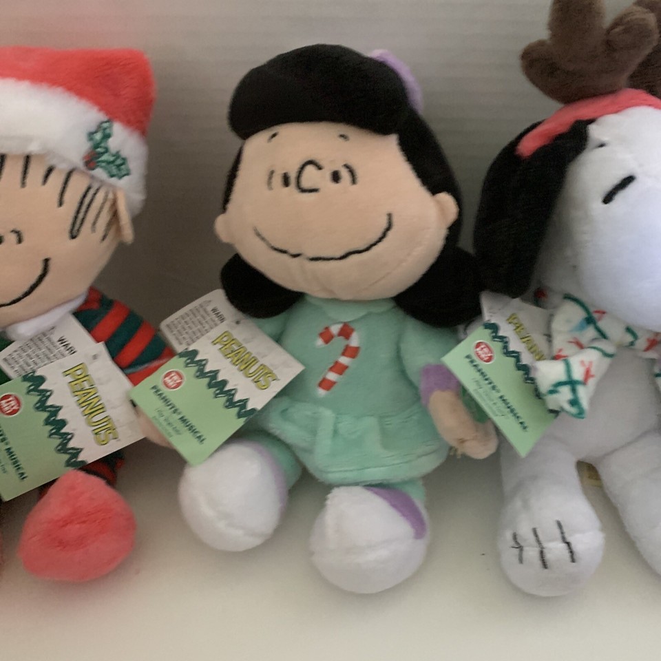 NWT PEANUTS GANG PLUSH CHRISTMAS MUSICAL CHARLIE SNOOPY LINUS LUCY 10 ...