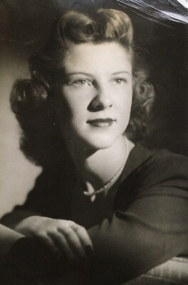 1950’s VTG Photo Lot 2 PRETTY COED BLONDE COLLEGE SCHOOL GIRL Pose On ...