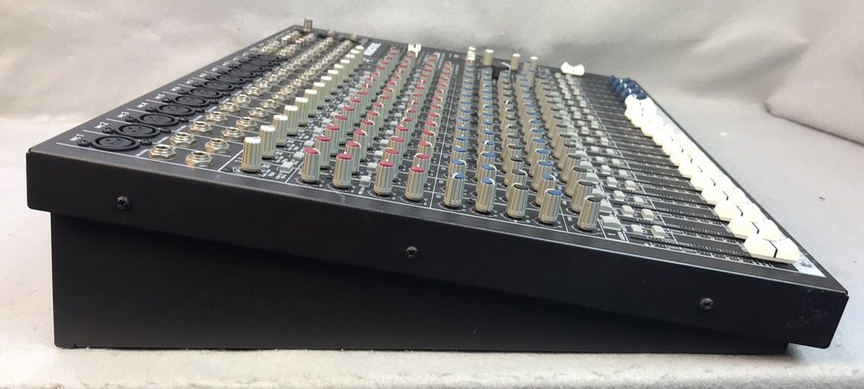 Mackie CFX16 Unpowered Mixer - 16 Channel | eBay