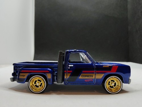 2025 HOT WHEELS PROTOTYPE TEST COLOUR '78 Dodge Li'l Red Express Truck ...