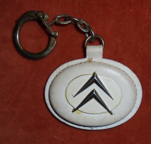 Porte-clés Key ring Citroen les chervrons en relief BELFORT lettrage or ...