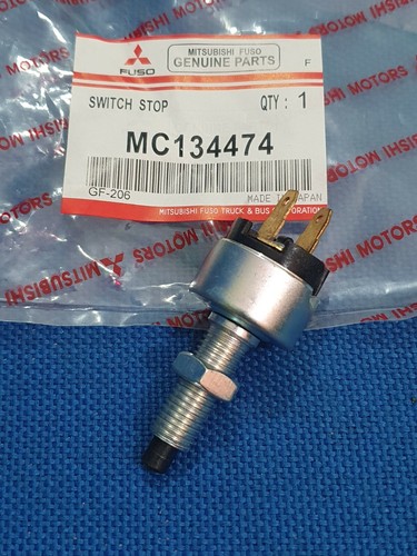 BRAKE LIGHT LAMP SWITCH MITSUBISHI FUSO CANTER FE125 FE73 FE83 FE84 | eBay