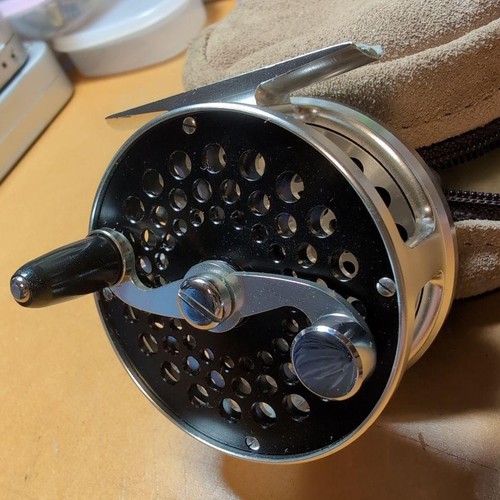 Review Revert I Fly Reel, Black Aluminum, 3/4 Weight, Used, with Case ...
