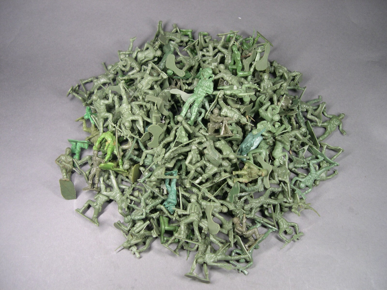 Huge Lot of Green Army Men Toy Soldiers | eBay