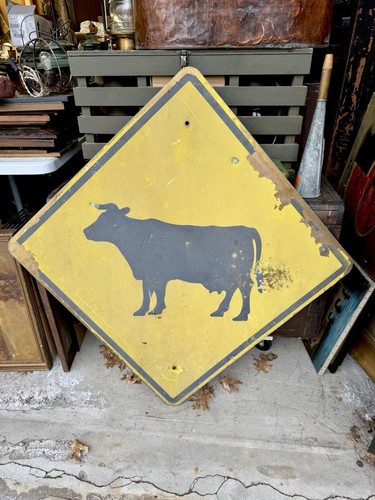 Rare VINTAGE LARGE CATTLE STEER BULL CROSSING HIGHWAY STREET SIGN 41 ...