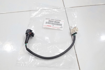 GENUINE TOYOTA HILUX FORTUNER 2005-14 SWITCH HOOD COURTESY 84237-0K040 ...