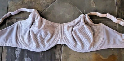 38G Wacoal Visual Effects Semi Sheer Underwire Minimizer Bra 857210 | eBay