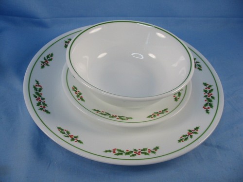 Corelle HOLLY DAYS Christmas Holiday 12 Pieces Vintage 80s 4 each of 3 ...