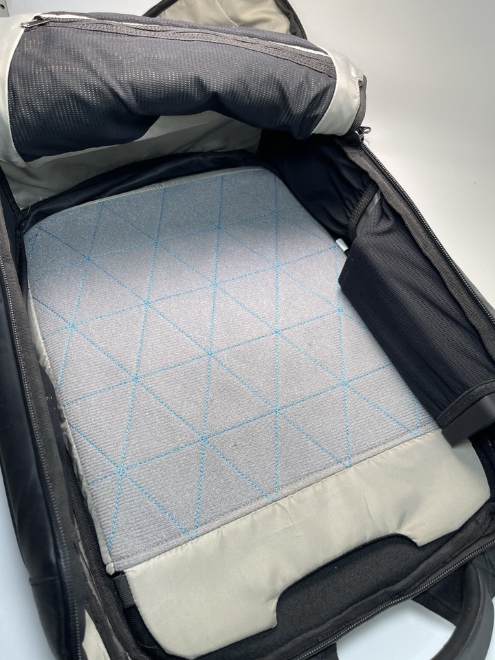 Nomatic Travel Pack Backpack 20L Tech Techie Carry-On Black Back Pack ...