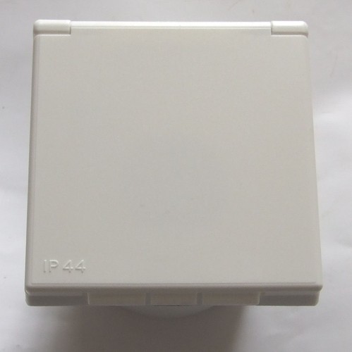 MAINS 230V 16A FLUSH HOOK UP SOCKET WHITE CARAVAN VW CAMPER VAN VW RV ...