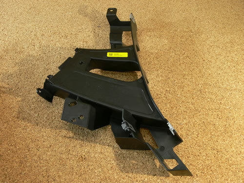 GENUINE LAND ROVER FRONT BUMPER MOUNTING BRACKET LH RANGE VELAR ...