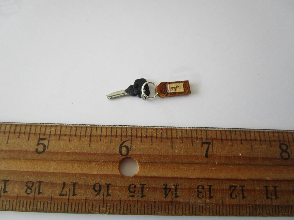 Pocher 1/8 Ferrari F40 Metal Key Leather Keyfob Keychain Correct ...