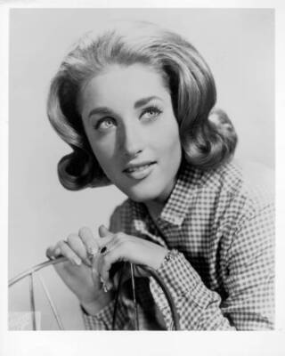 Lesley Gore 1965 OLD MUSIC PHOTO 2 | eBay