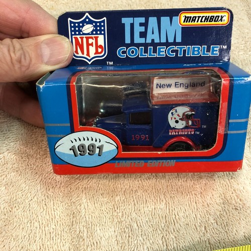 VNTG 1991 MATCHBOX NFL TEAM COLLECTIBLE NEW ENGLAND PATRIOTS BOX TRUCK ...