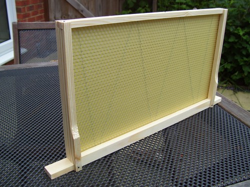 DN4 National/WBC Frames with Wired Beeswax Foundation. Assembled. Qty ...