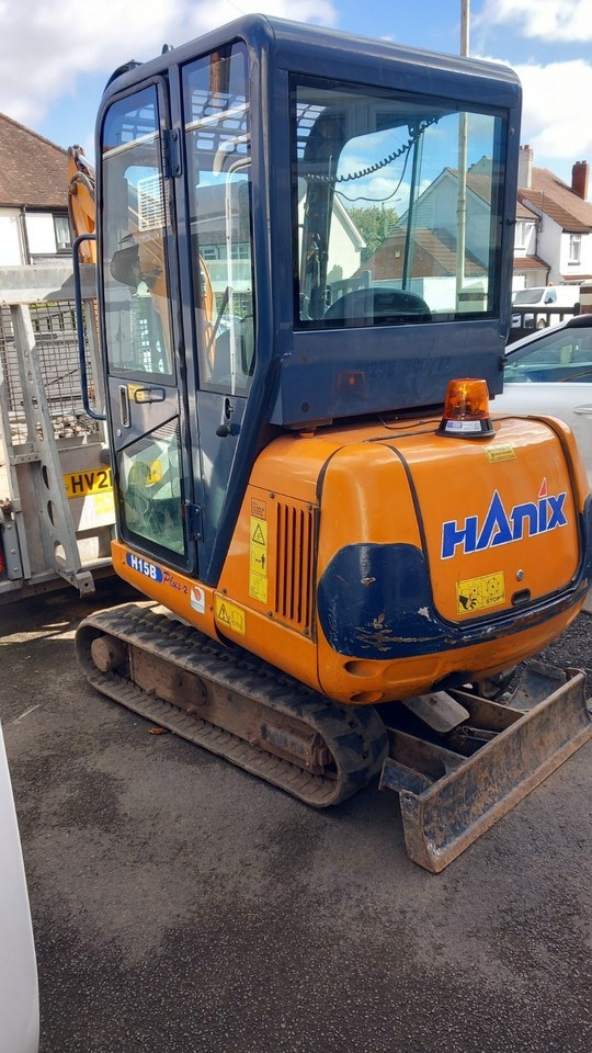 Hanix H1B-Plus 2 Mini Digger 2007 No Vat | eBay UK