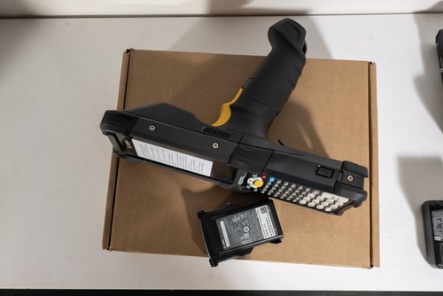 Zebra MC930P-GSAGG4RW Mobile Computer 4 GB RAM / 32 GB ( MC9000 Series ...