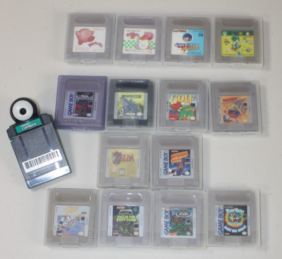 Game Boy games lot - 15 cartridges. Game Boy Camera Green, Zelda Kirby ...