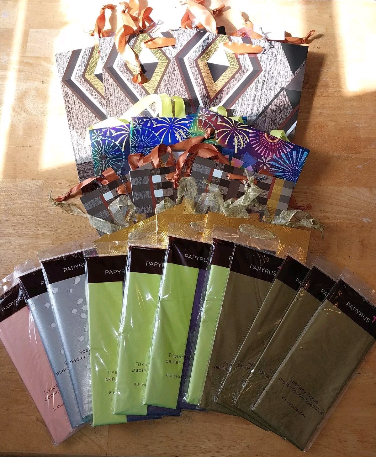 Lot Of 22 Papyrus Gift Bags And Tissue Paper | eBay