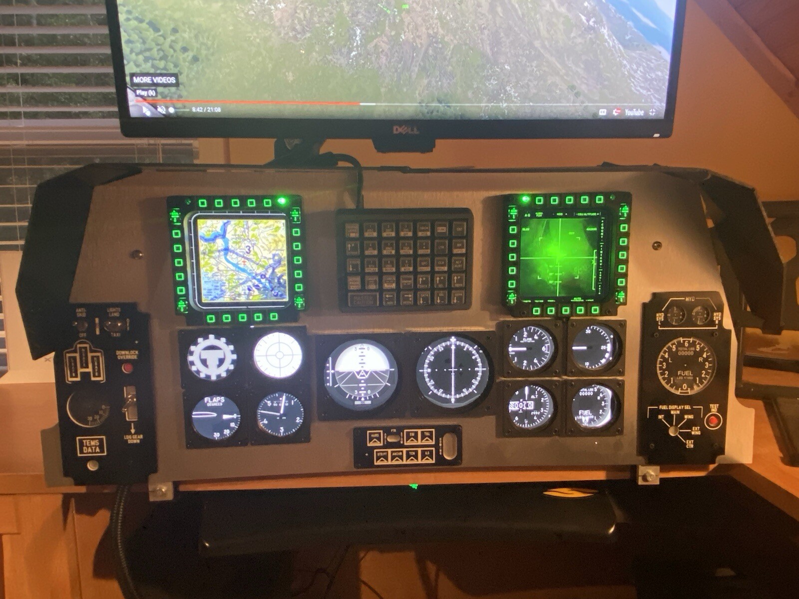 Flight Simulator cockpit and controls - 2x Thrustmaster MFDs + Keypad ...