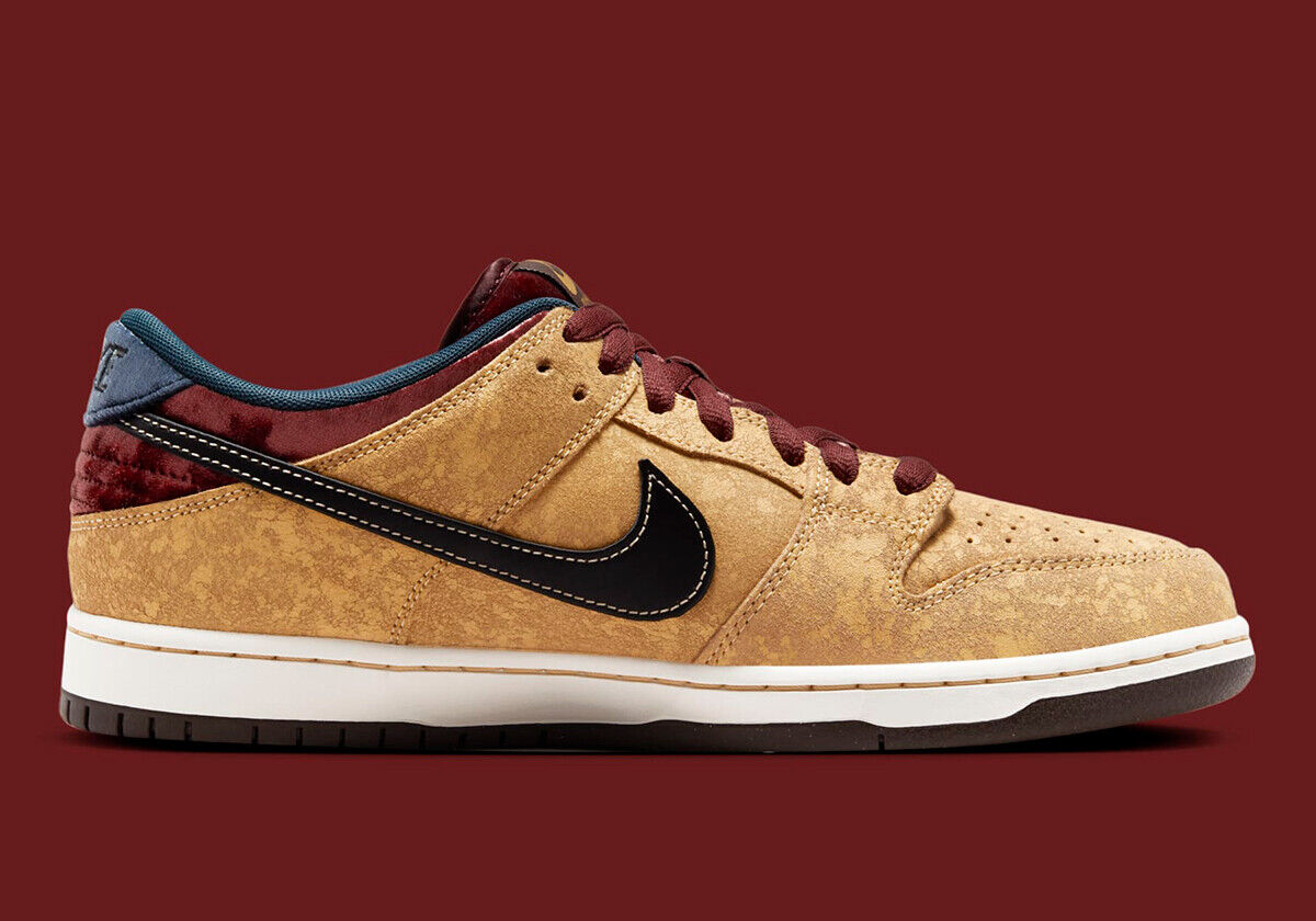 Size 9.5 - Nike Dunk SB Low City of Cinema for sale online Size 9.5 - Nike Dunk SB Low City of Cinema for sale online