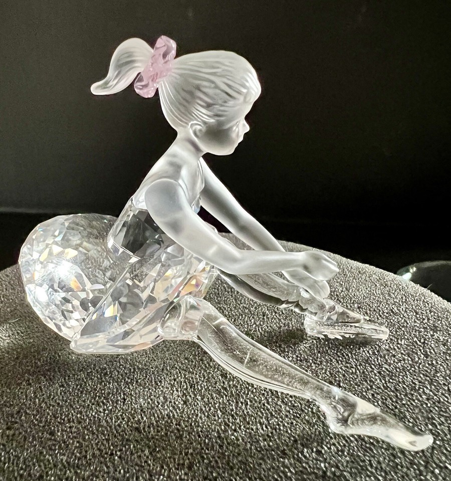 SWAROVSKI CRYSTAL SITTING BALLERINA W/ PINK BOW FIGURINE (254960 ...