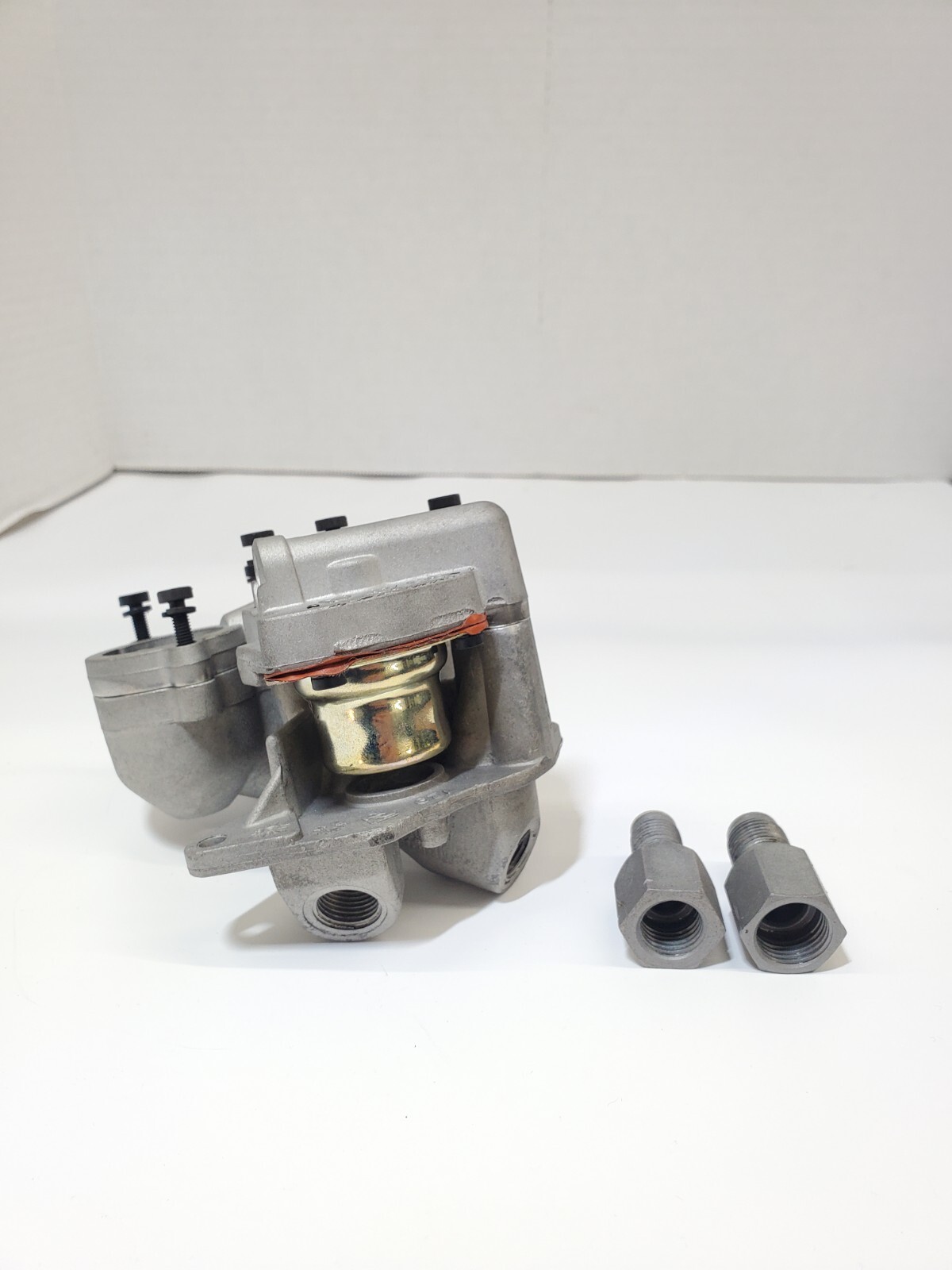 GM Chevy TBI Fuel Injector Pod Throttle Body Fuel Meter Body 4.1L 4.3L ...