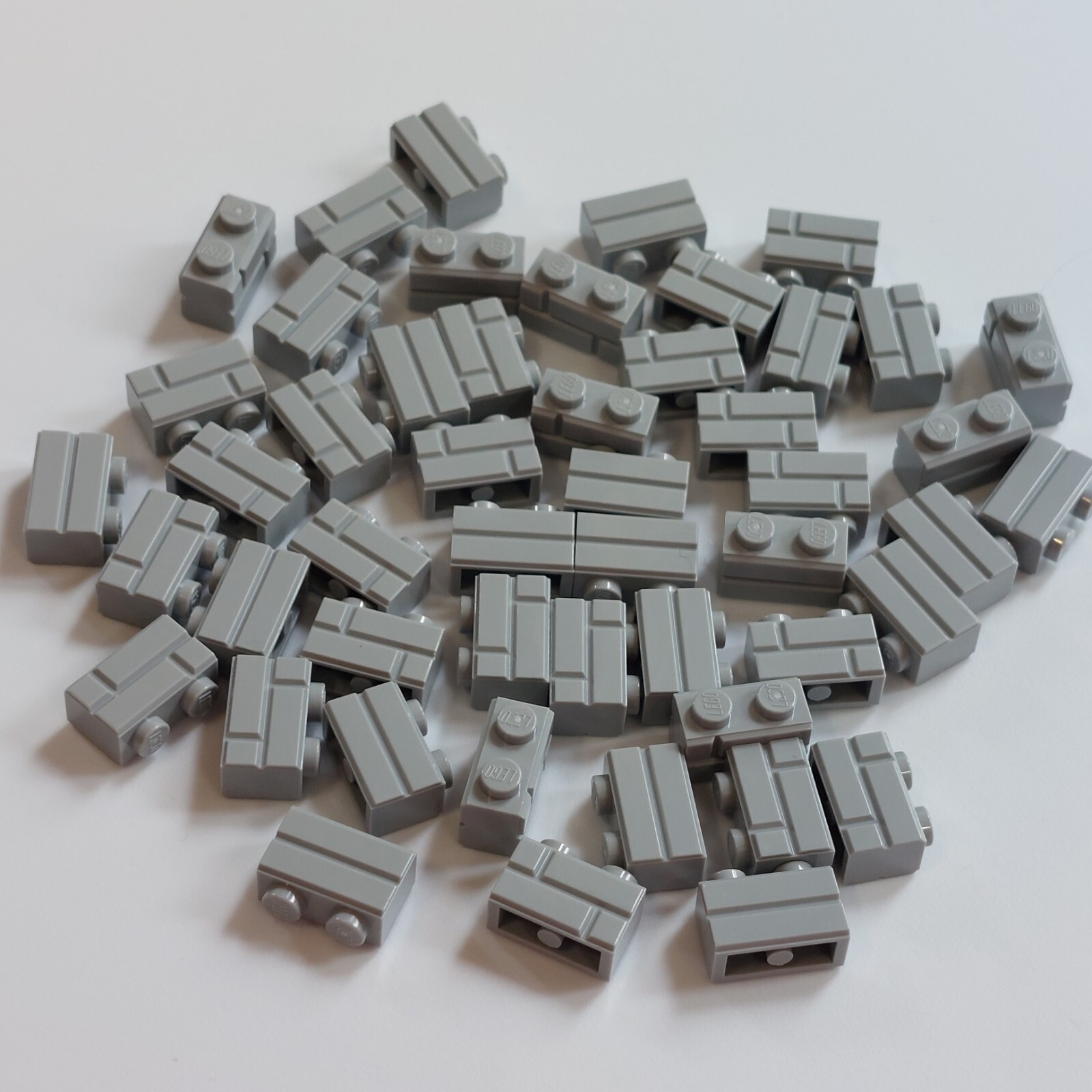 LEGO 50 Pieces 1x2 Light Bluish Gray Brick Modified 1 x 2 With Masonry ...