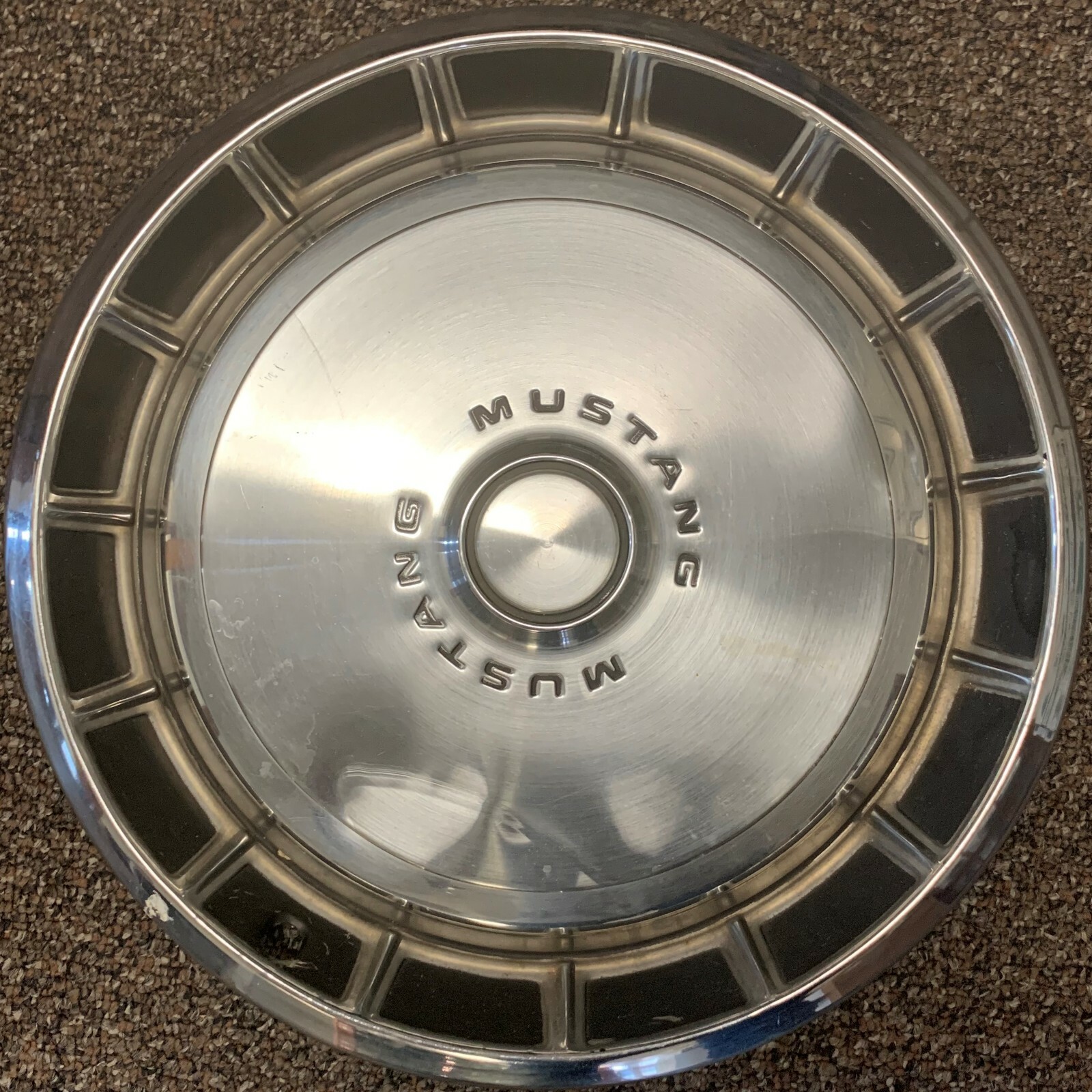 (4) 1971-1973 FORD MUSTANG HUBCAPS | eBay
