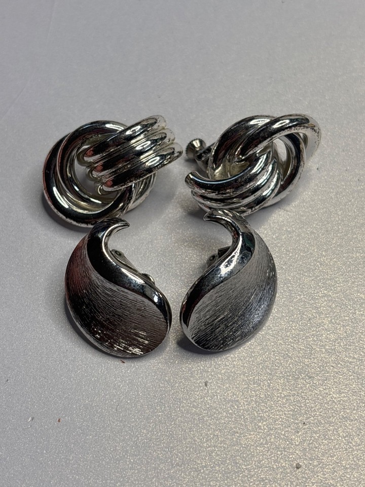 Vintage Designer Earrings Lot - Trifari Napier Liz Claiborne Nina Ricci ...