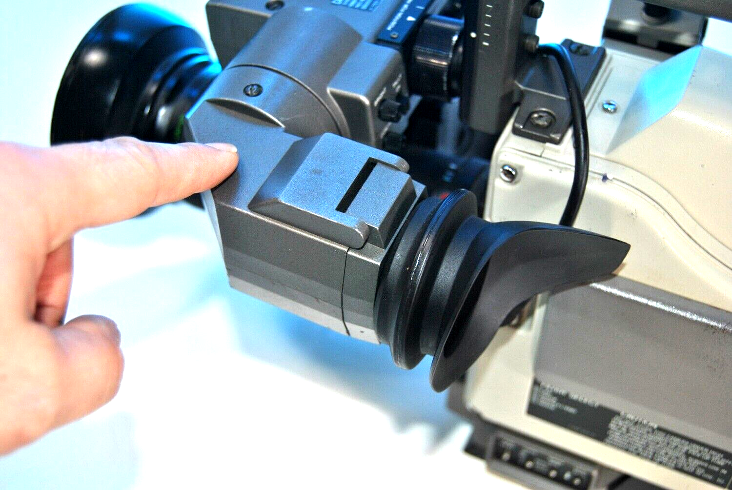 Working Broadcast Vintage VIDEO CAMERA SONY DXC-M3A + VO 4800PS Umatic ...