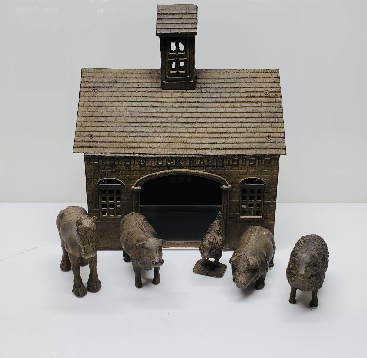 Three Hands Corp Vtg Cast Iron Stock Farm Barn 5 Animals Horse Pig Cow ...