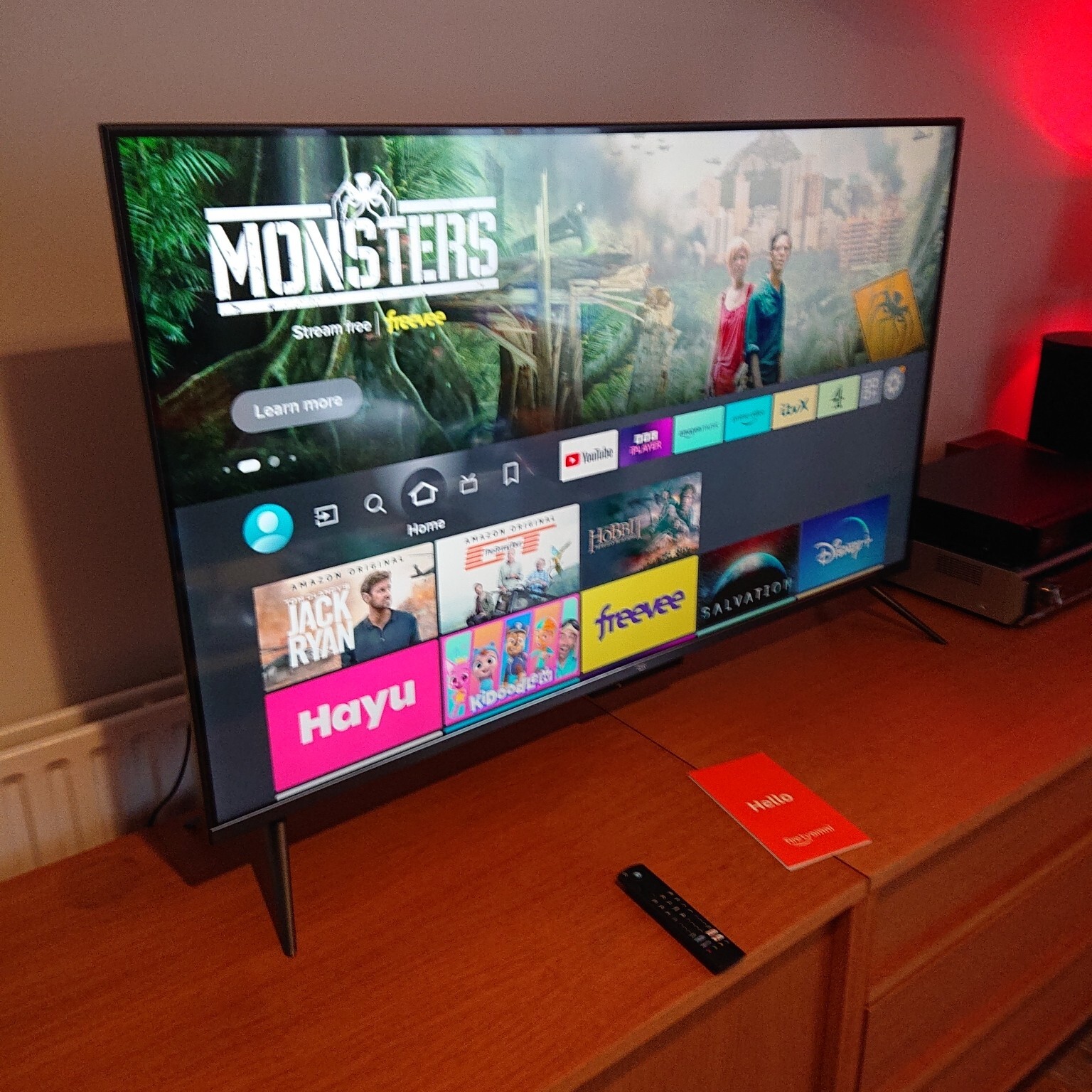 Amazon Fire TV 55-inch Omni QLED series 4K | Grelly UK