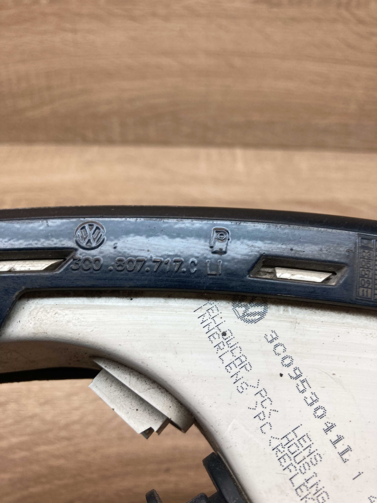 3C0953041L 3C0807717C Left Side Volkswagen Turn Signal Right Left Side ...